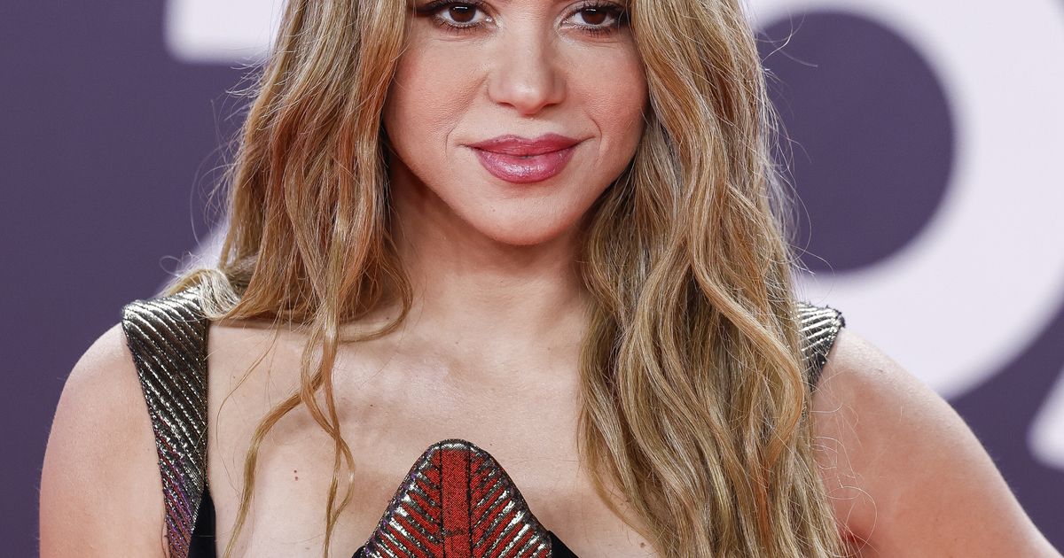 Shakira le dedica a Piqué su canción más sincera y emotiva: “No te olvido por más que aparente”